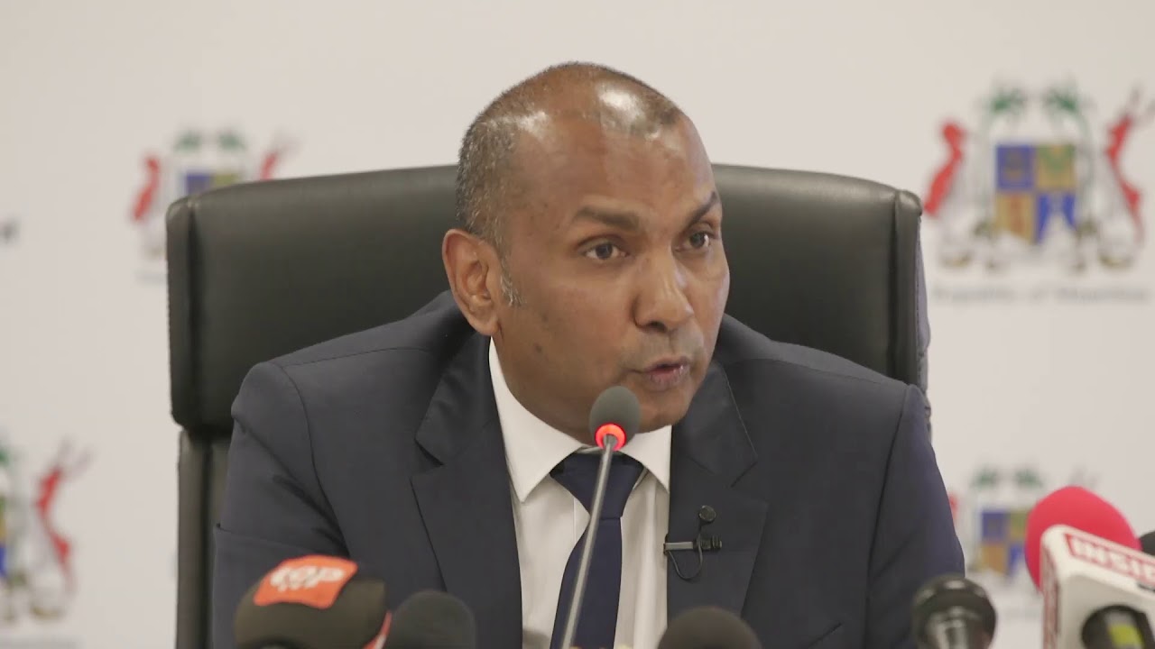 Conférence de presse du Dr. l’Honorable Renganaden Padayachy, Ministre ...