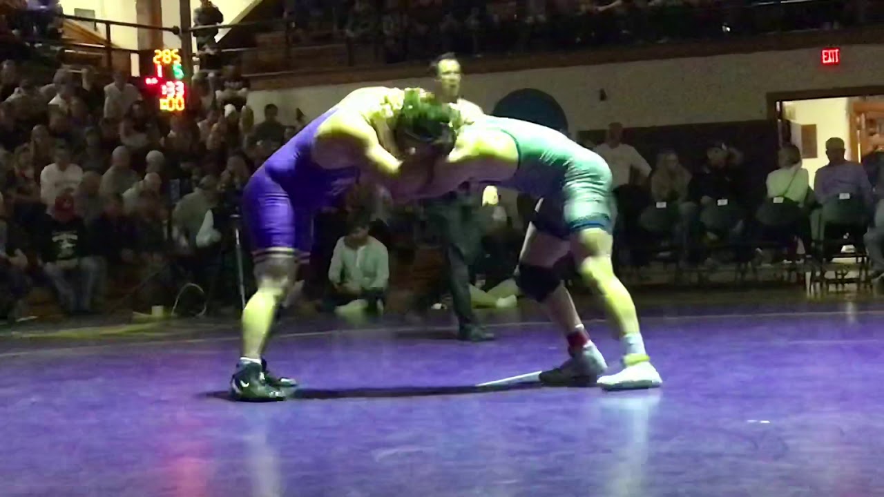 Carter Isley (UNI) vs Brandon Ngati (WV) - YouTube