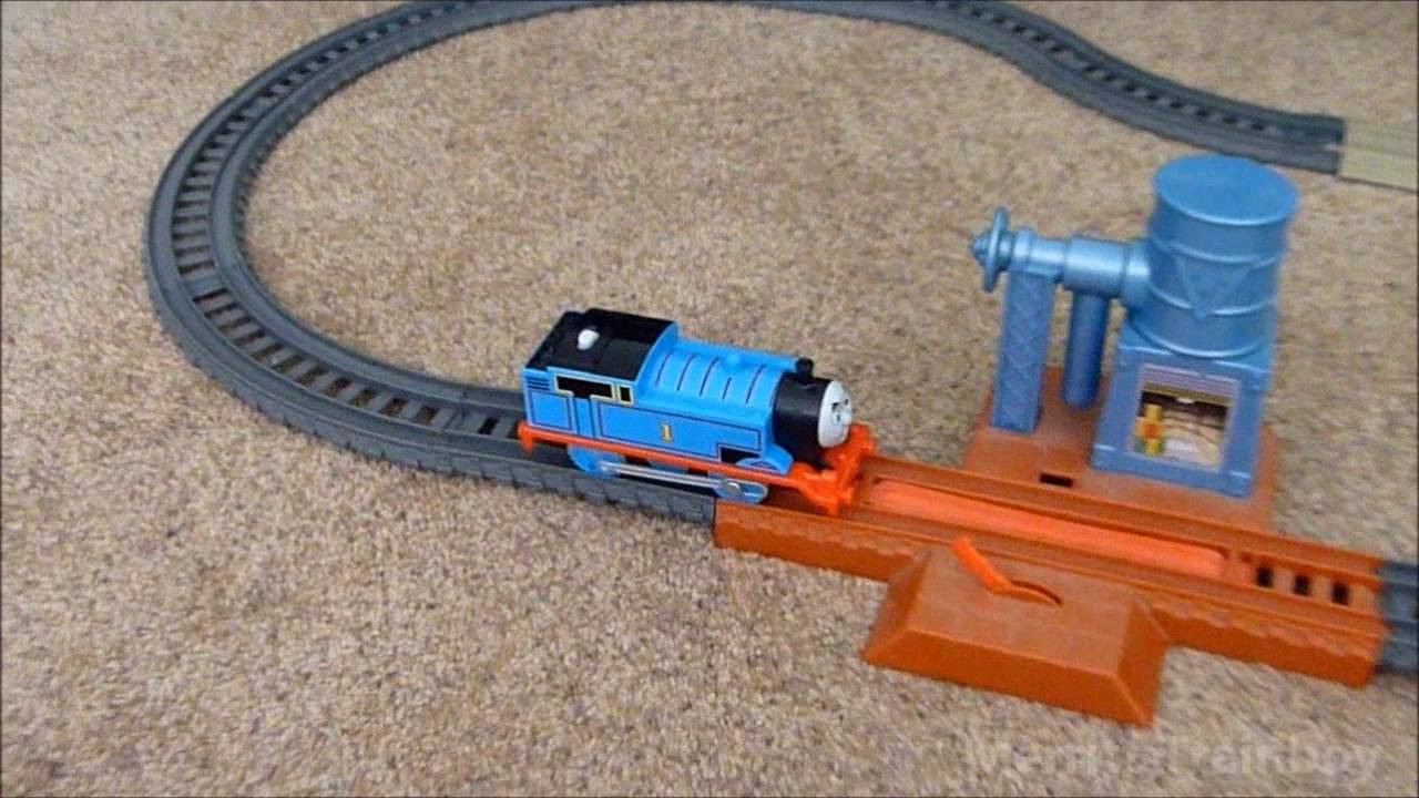 Trackmaster 2 RC Thomas review - YouTube