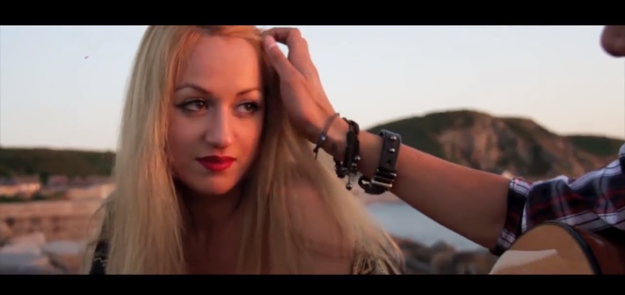 Lina Doran - Almeria - لينا دوران أغنية ألمرييا - Official Clip - YouTube