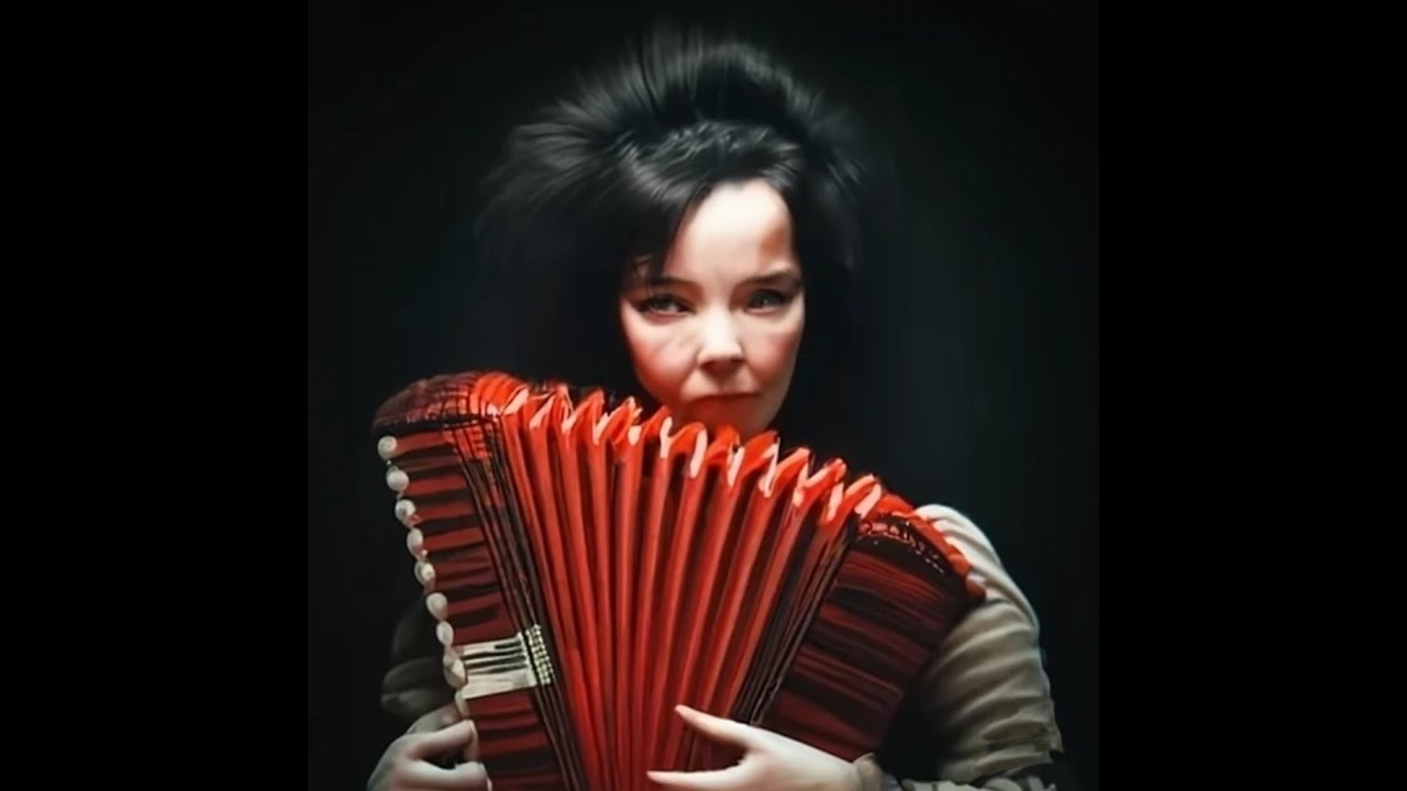 Her Mothers House (Accordion) - YouTube