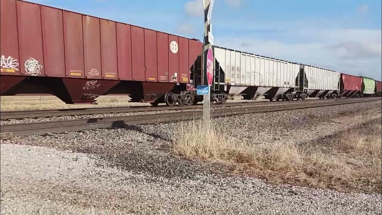BNSF 4107 GECX leads Grain south Bucklin , MO . - YouTube