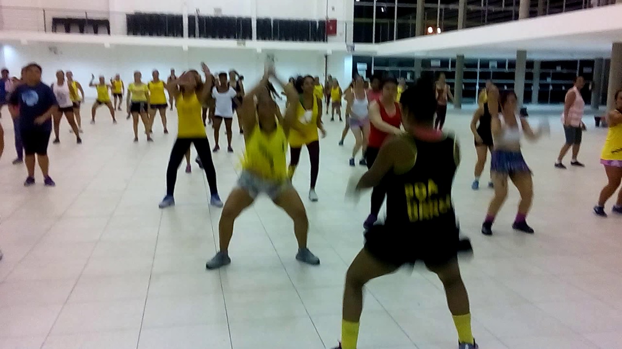 Zaac e Jerry cade o tam tam tam - YouTube