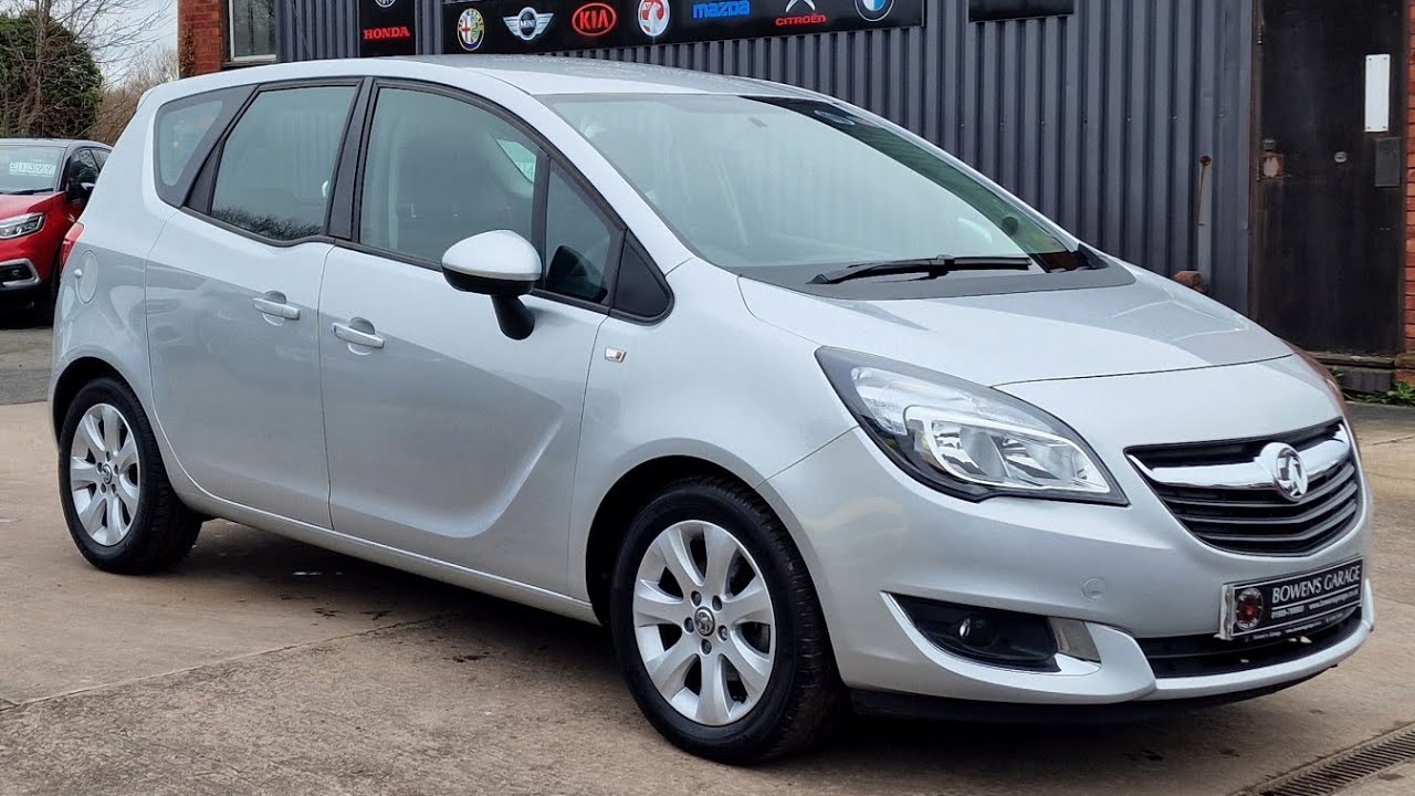 2017 (67) Vauxhall Meriva Life 1.4 5Dr in Sovereign Silver. 13k Miles ...