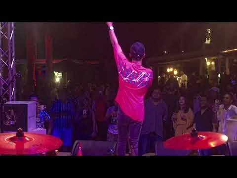 Eternel Mickael Pouvin Live au Shotz  Ile Maurice