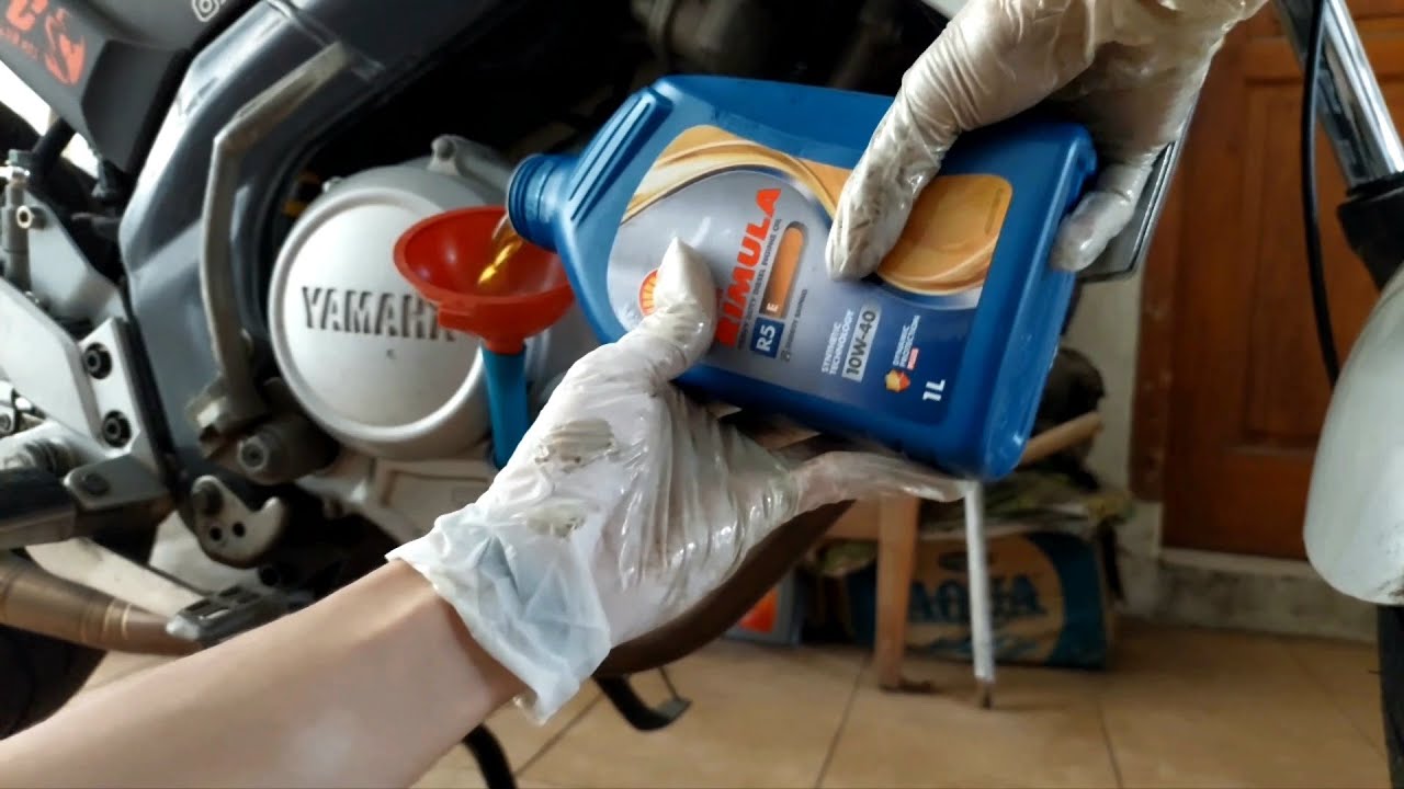 Changing The Motorcycle Oil - YouTube
