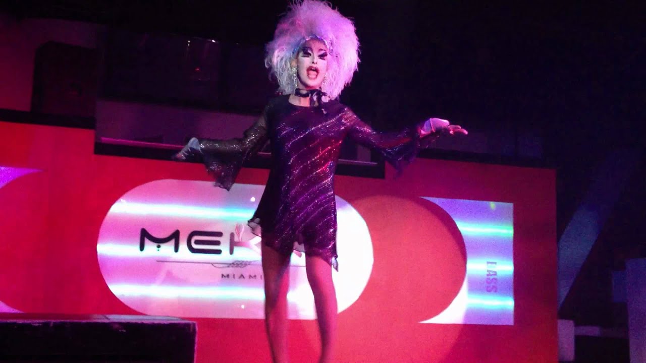 ADORAVEL ADORA MEKKA 11/27 DRAG IS A BITCH - YouTube