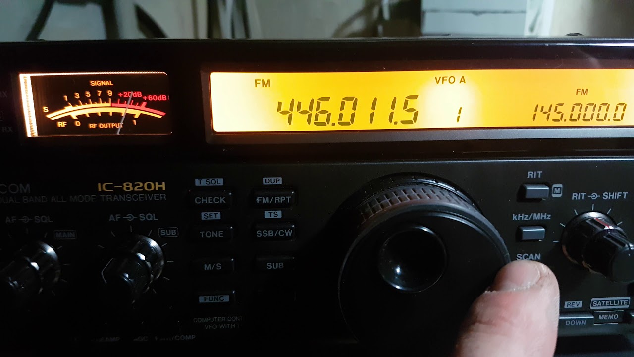 IC-820H TX test - YouTube