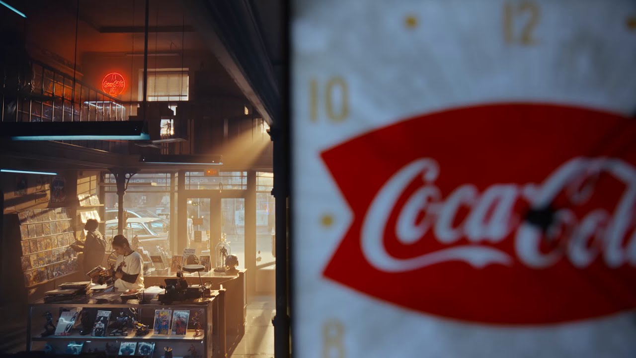 See how Coca-Cola and Marvel save your break time! - YouTube