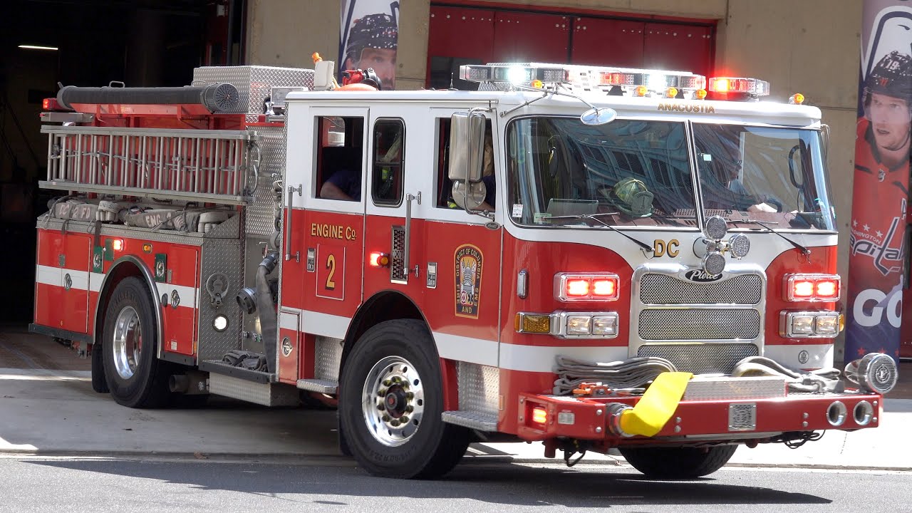 DCFD Engine 2 Responding - YouTube
