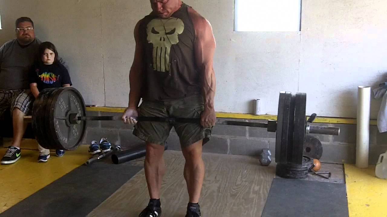 Paul Carter deadlifting 500lbs x 12 at Strength Guild - YouTube