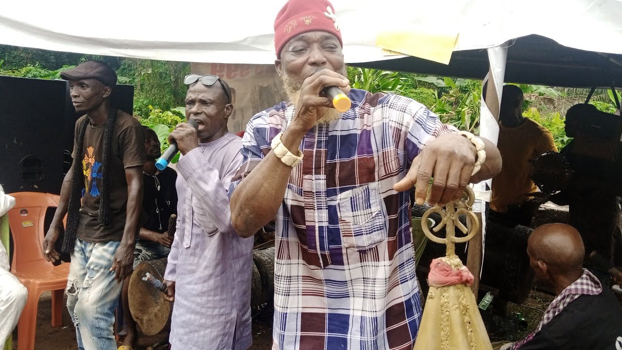 OZO 999 Masquerade of Mbano stormed Obibiezena Owerri - YouTube