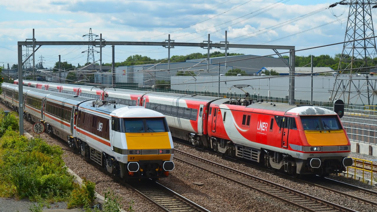LNER New Livery 91127 passing Werrington Junction - YouTube