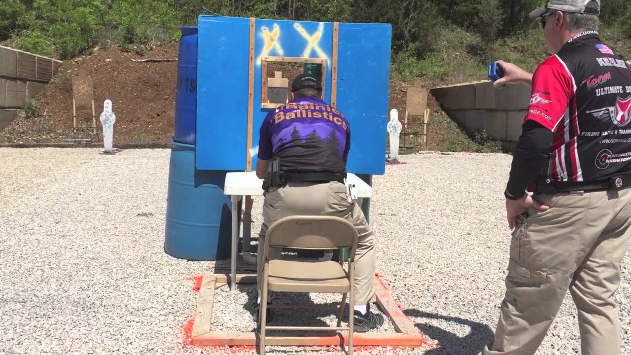 Mark Goede shooting ARPC-USPSA April 2015 - YouTube