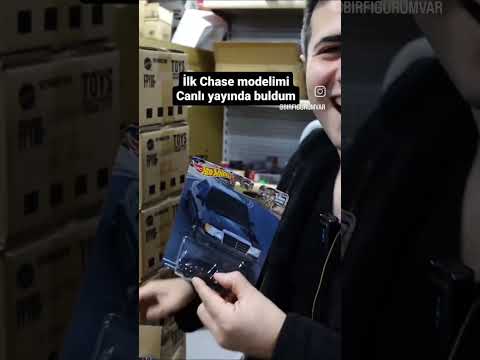 100'de 1 şansım vardı, Chase modeli bulduk. Sıra sth de 😍 videosu yakında kanalda #vlog #hotwheels
