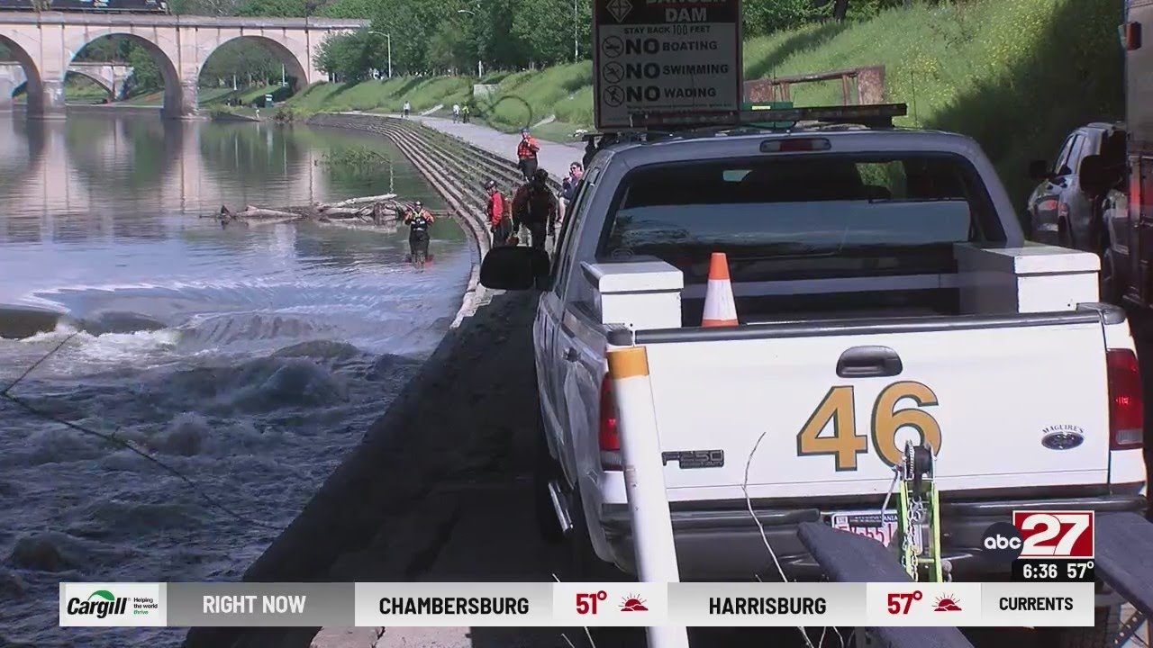 Water rescue workshop held for first responders - YouTube