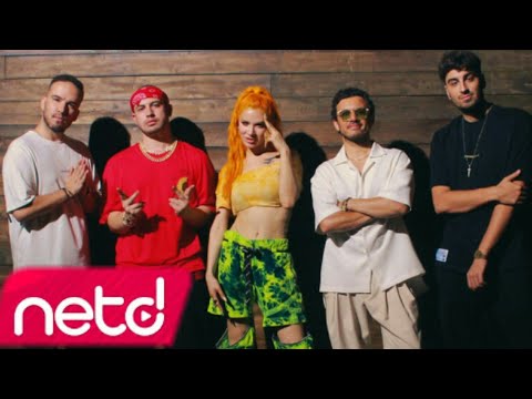 Feride Hilal Akın-Rampapapam (official video)