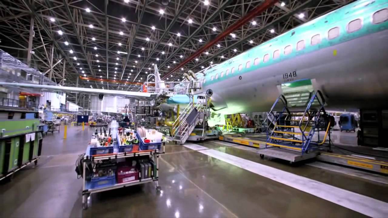 From start to finish: The building of a Boeing 737 800 Aircraft - YouTube
