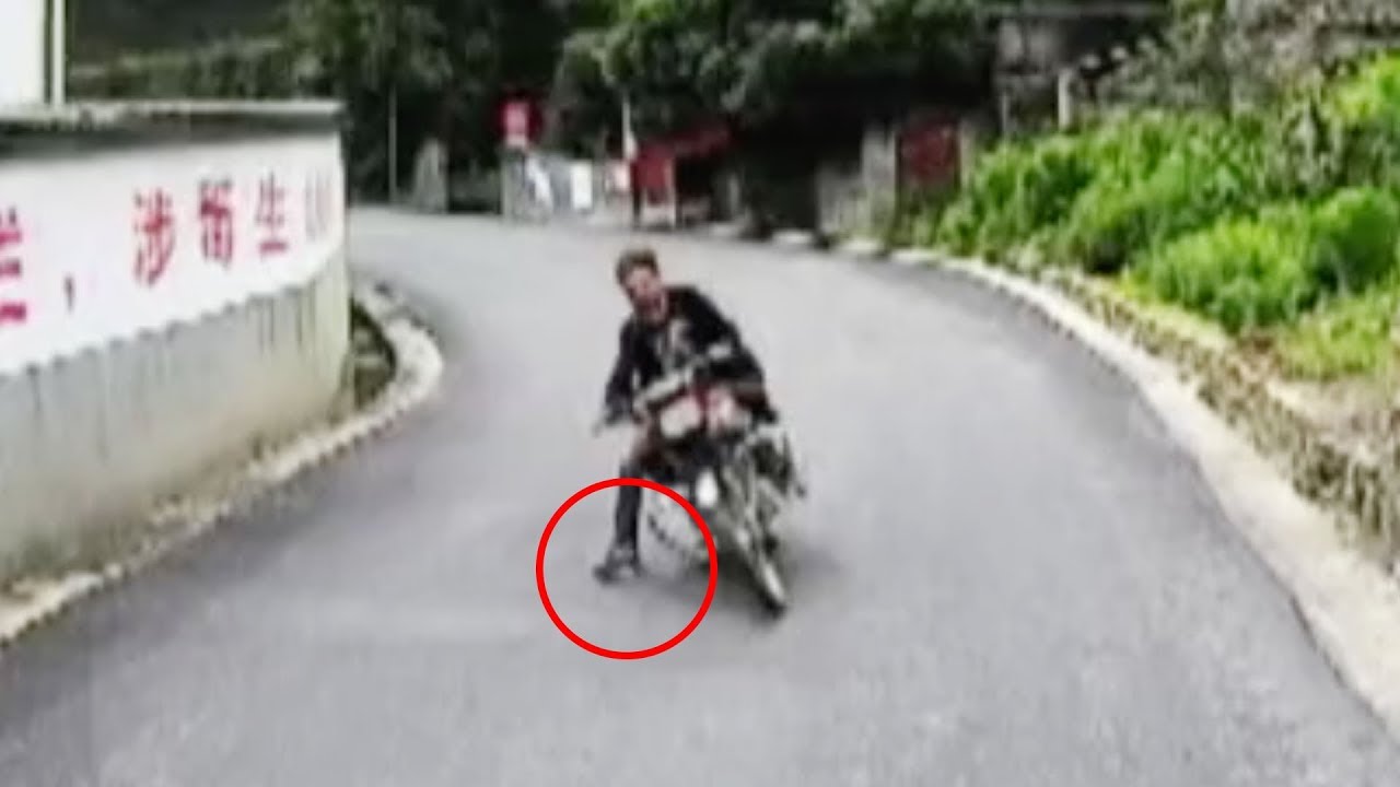 High speeds + "foot" brake = ? Rider attempts to stop speeding ...