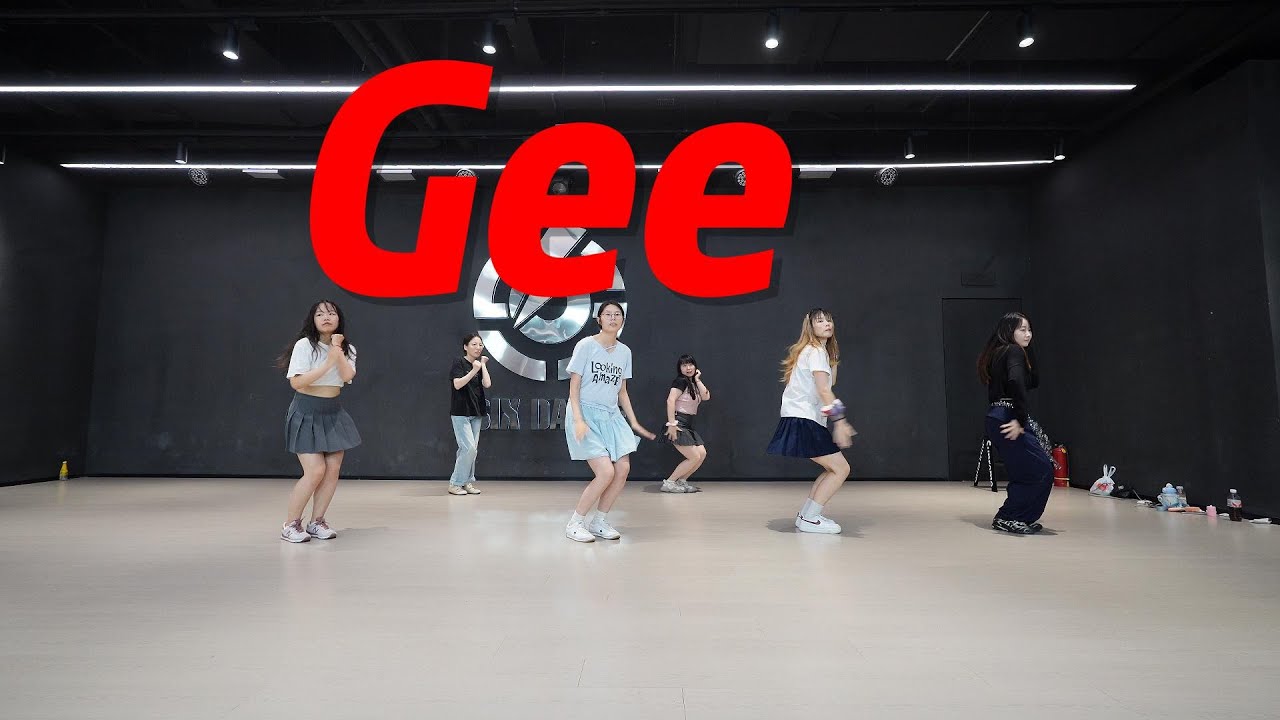 【GEE Girls' Generation】Sweet cover dance is coming! Full of energy wink ...