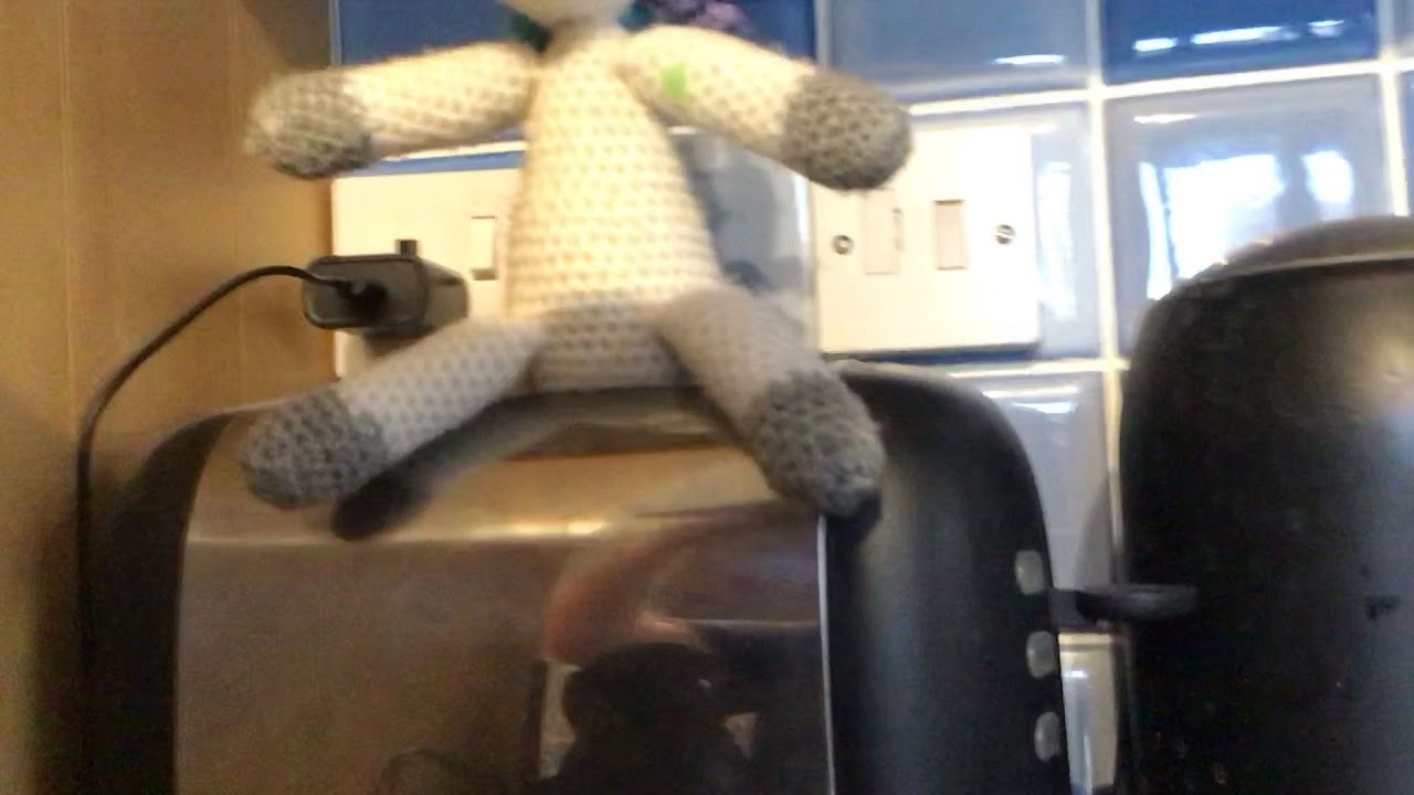 Magic Toaster - YouTube