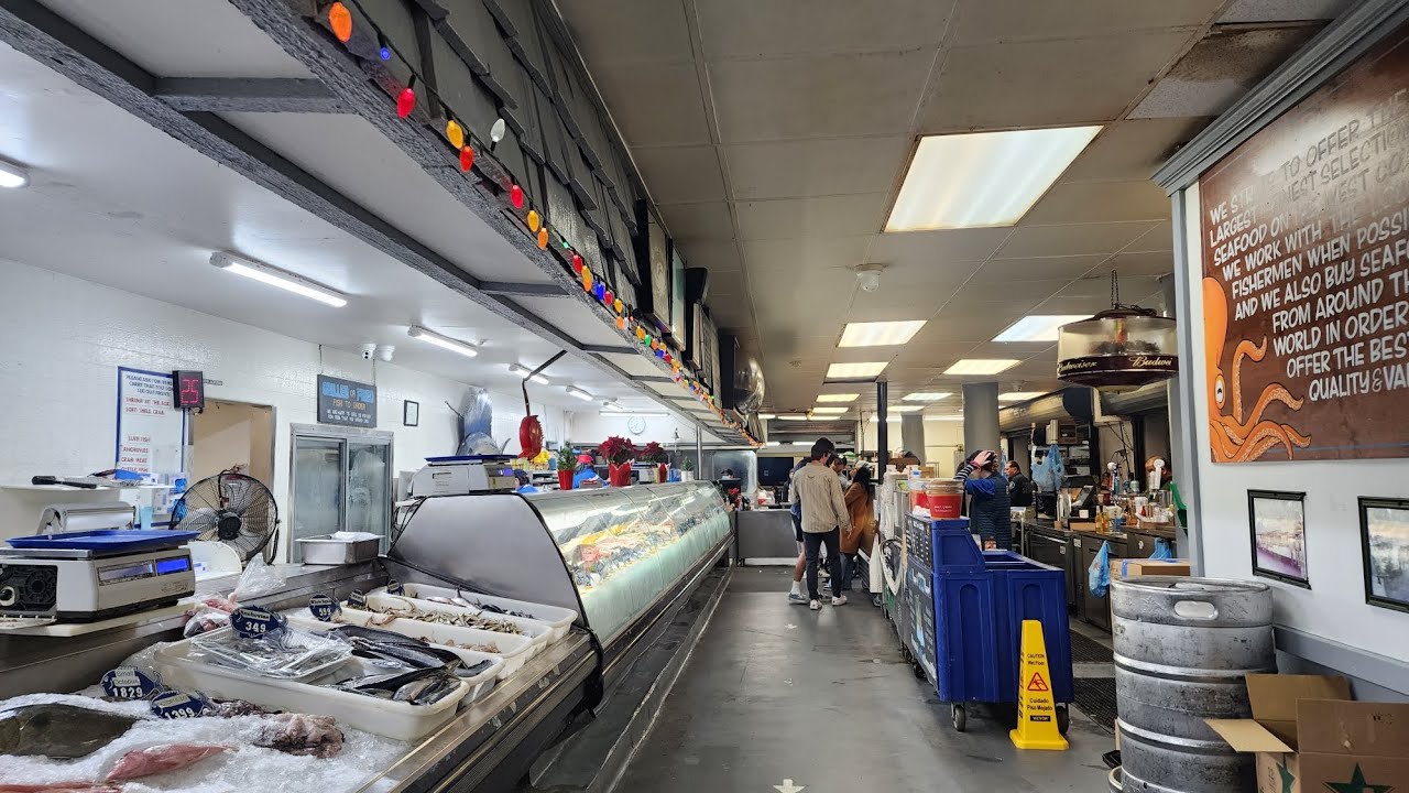Different Types Of Fish @ Redondo Beach Quality Seafood 🐟 🎣 - YouTube