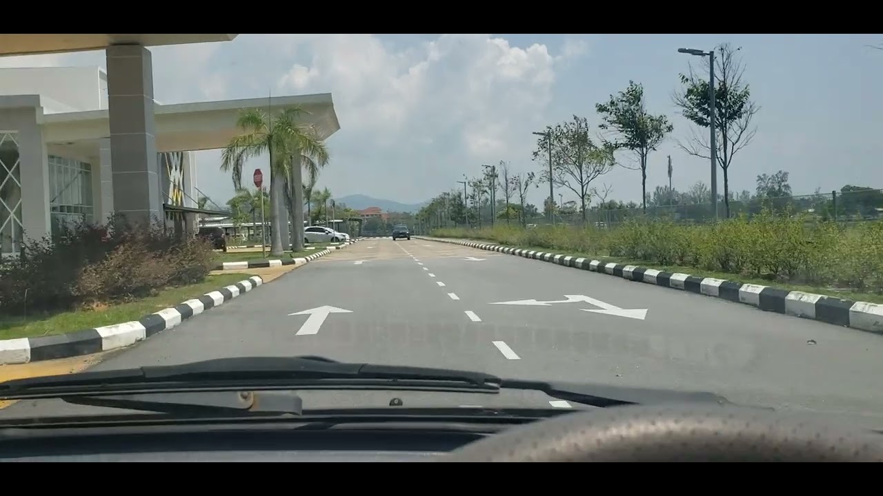 مستشفى السطان زين العابدين ترنجانو - YouTube