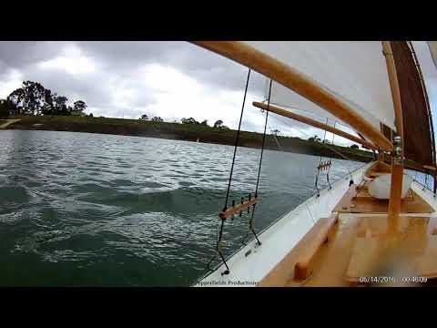 Bearospace Schooners on a video cruise. - YouTube