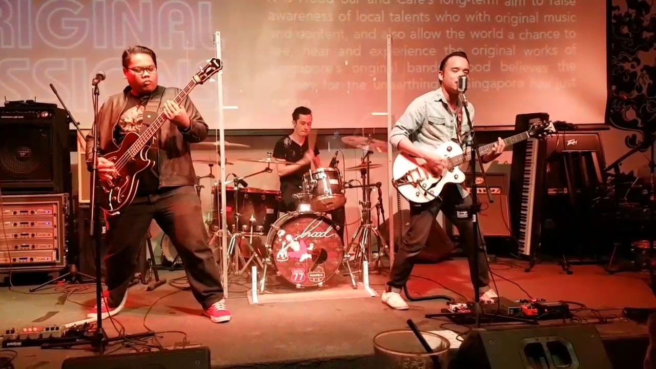 Finding Jane - Chasing Shadows (Live at Hood Bar) - YouTube