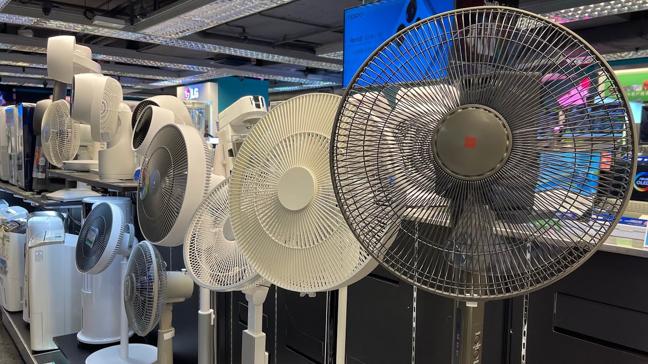 Fans in HK Electronic Stores! - YouTube