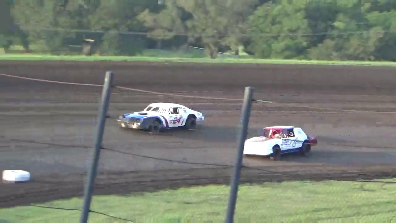 Walsh Racing Team - Pure Stock Heat Race 8-10-19 @ Salina Highbanks ...