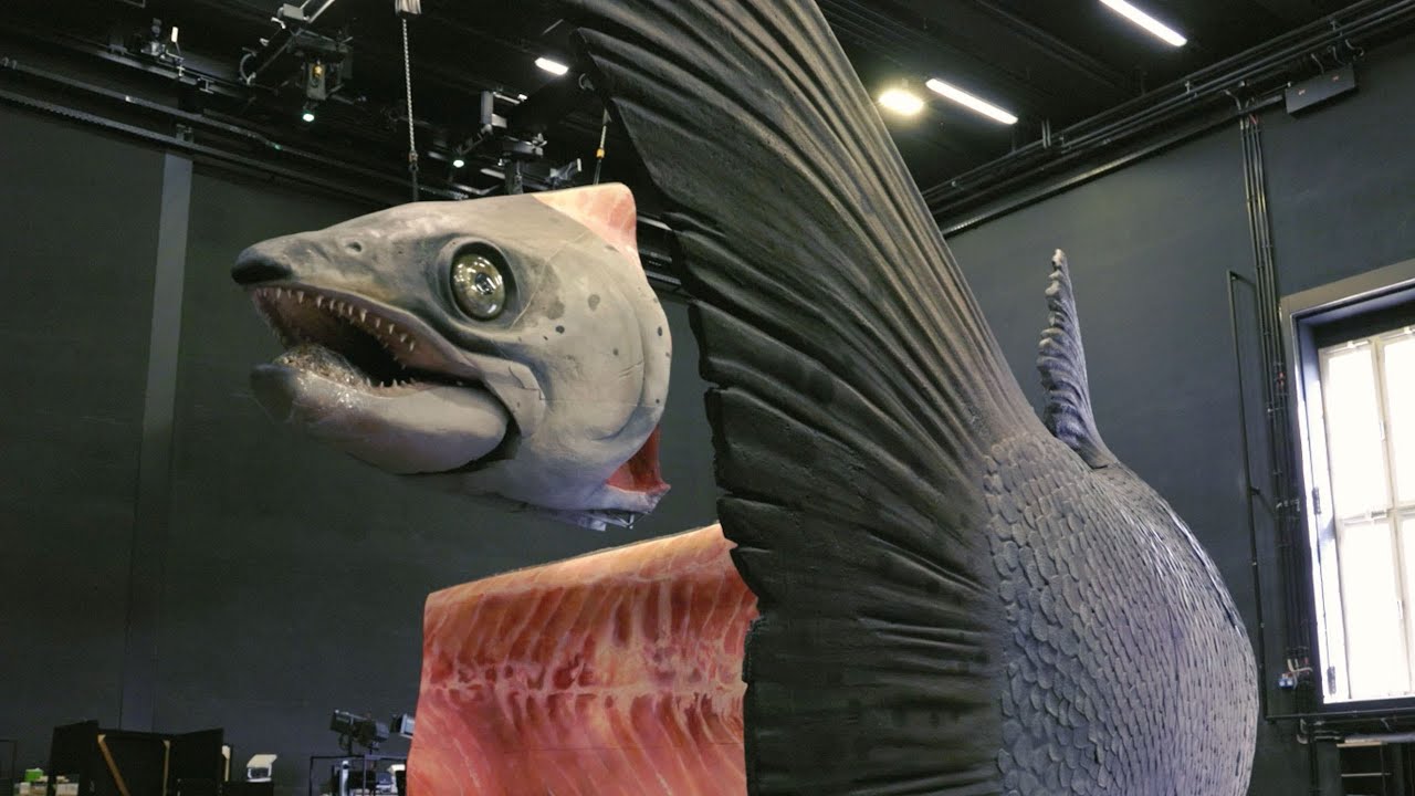 Behind the scenes of SLEEPLESS - YouTube