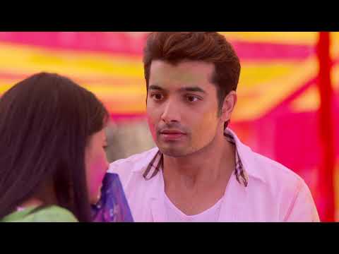 Rishi and Tanuja dance in Kasam tere pyaar ki