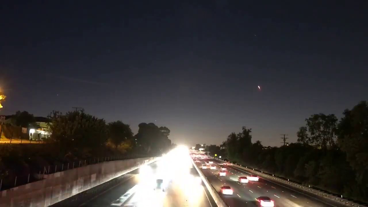 21 EMP Attack - UFO or Rocket? Dec 26, 2020 Colorado - YouTube