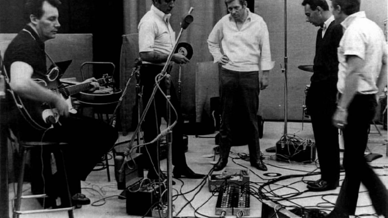 THE VENTURES - Let's go - YouTube