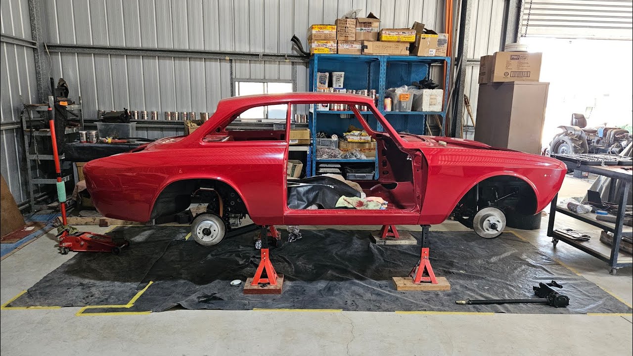 Alfa 105 step nose project car front suspension and rear suspension ...