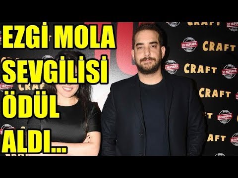 Enis Arıkan Yılın Komedyen Ödülü Aldı