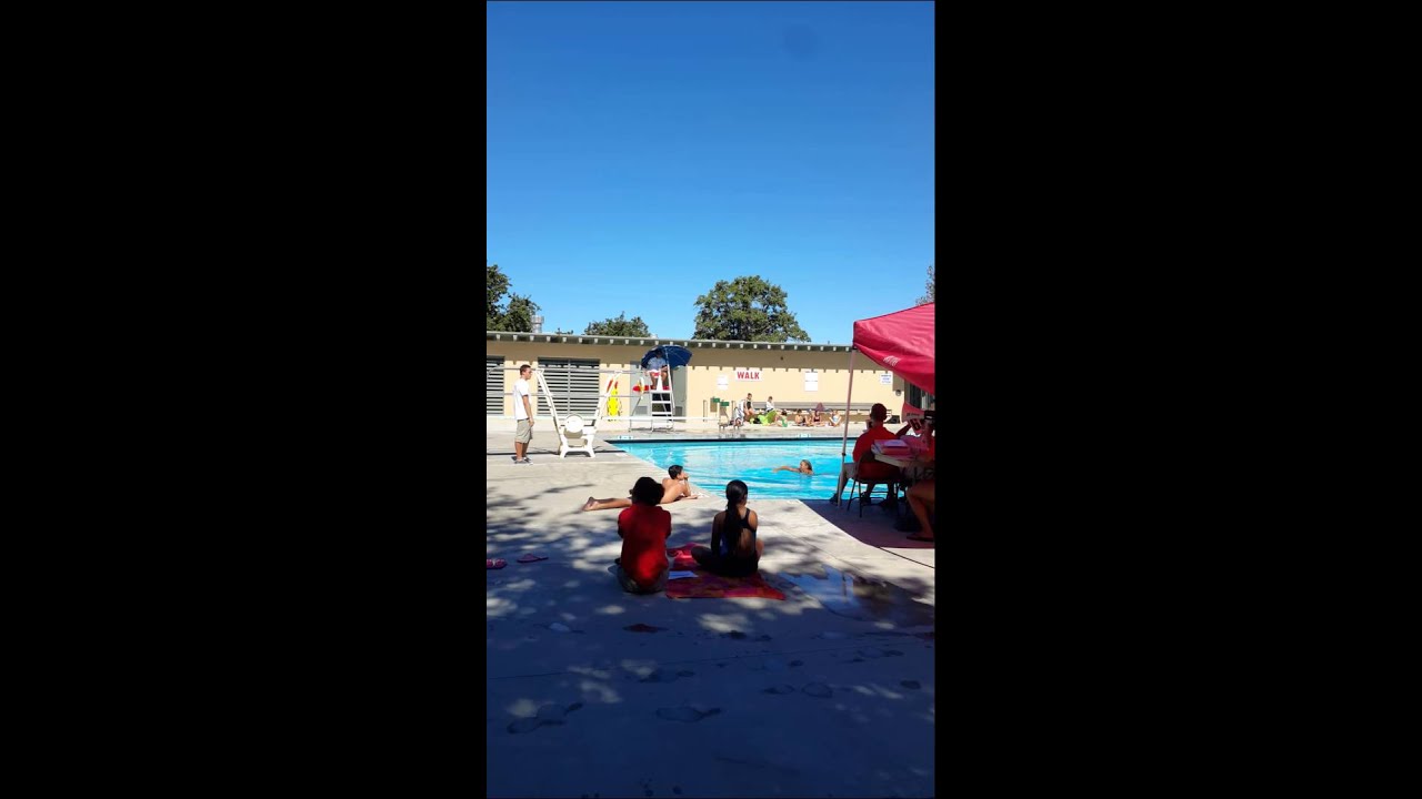 GG forward dive in the pike position - YouTube