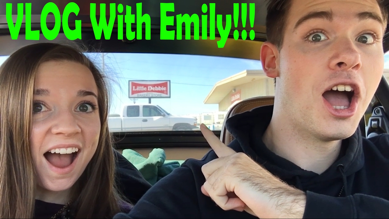OUR WEEKEND VLOG - Vlog with Emily!! - YouTube