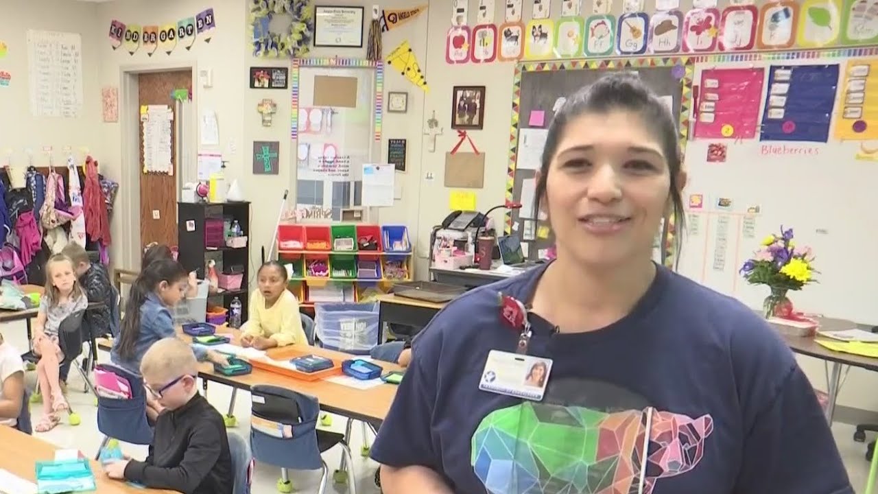 KLST Teacher of the Week: Ashley Steele - YouTube