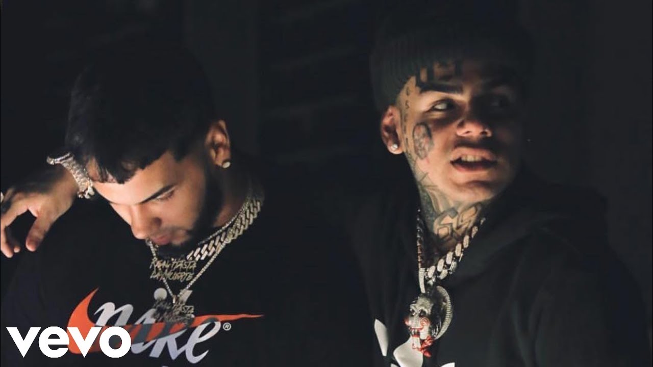 BEBE - 6ix9ine Ft. Anuel AA . Ozuna ( En Vivo ) Concierto - YouTube