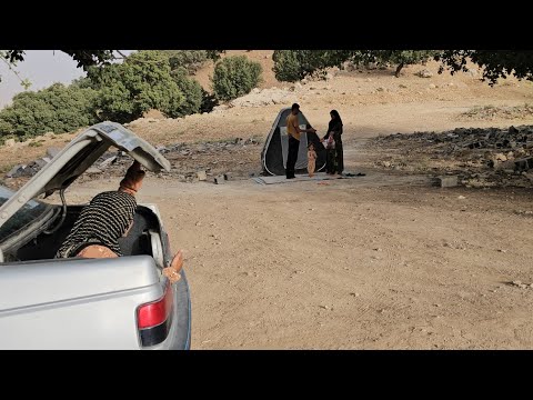 Elham's surprise at seeing Sajjad with a woman