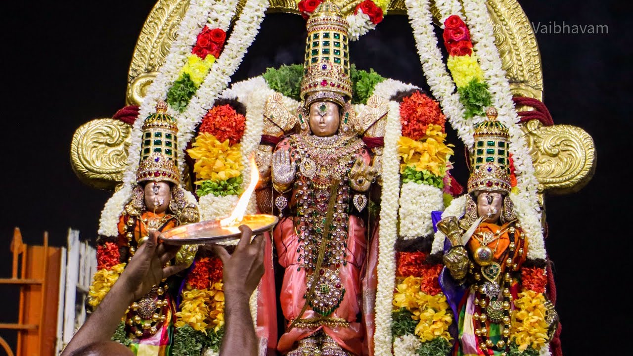 Sri Narasimar Sanivaram Purpapadu | Manavala Maamunigal Utsavam 3 ...