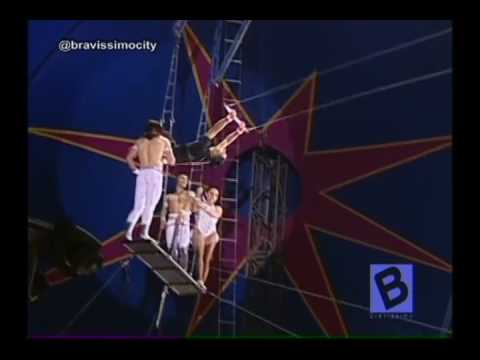 Bravíssimo circo hermanos gasca show trapecio | Bravíssimo - YouTube
