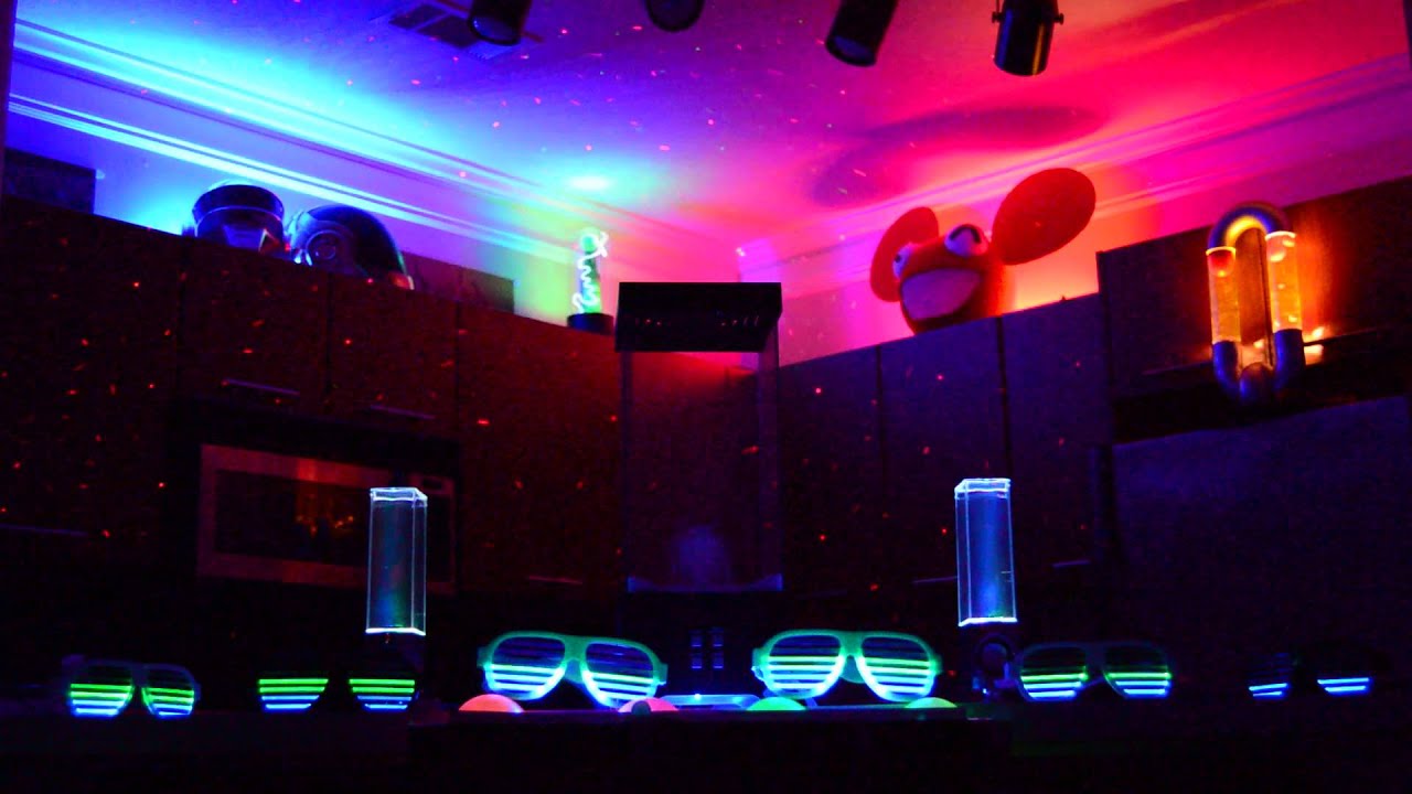 Rave Stage Stardust - YouTube