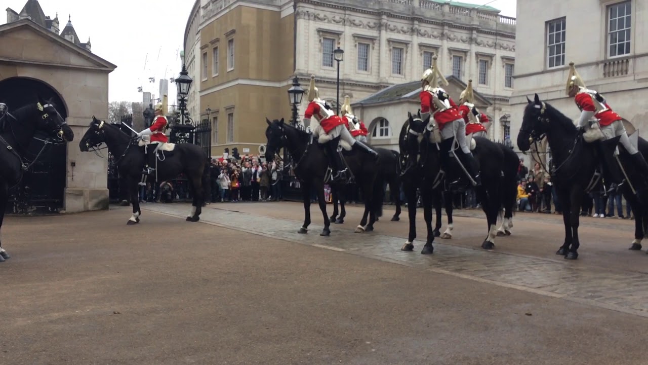 Changing of the Guards-FAIL!!! - YouTube