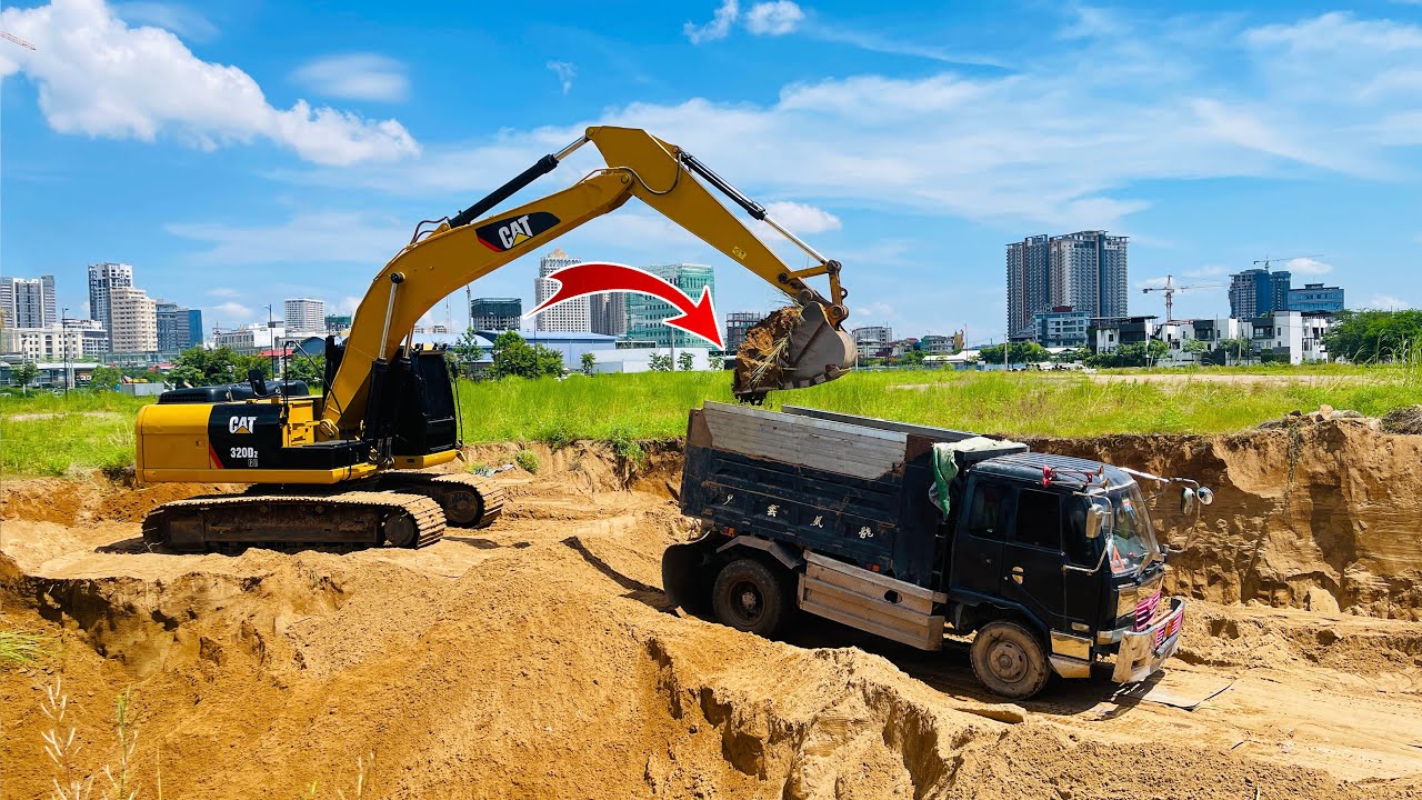 CAT Excavator 320D2 GC Dig Sand For Dump Truck Delivery To Dozer - YouTube