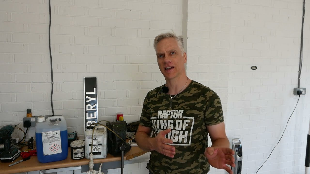 Land rover Defender...The easiest way to rustproof (Lanoguard ...