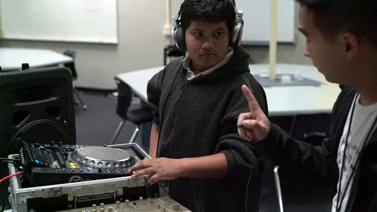 After-school DJ Lessons - YouTube