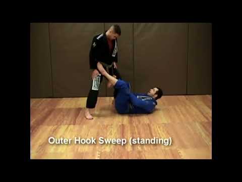 10 Outer Hook Sweep Standing - YouTube